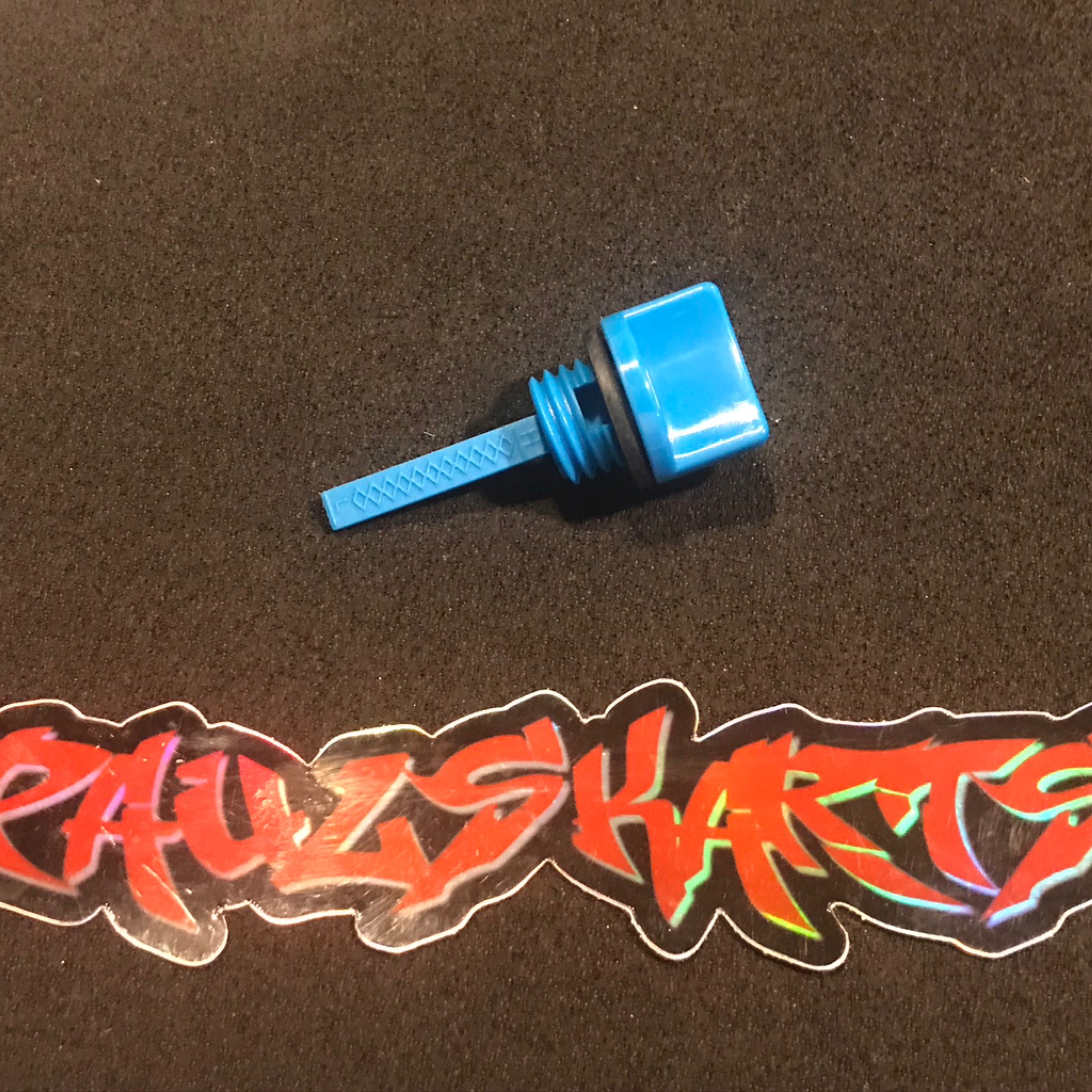 Oil dip stick oil plug Blue Predator 212 tillotson 212225 (each ...