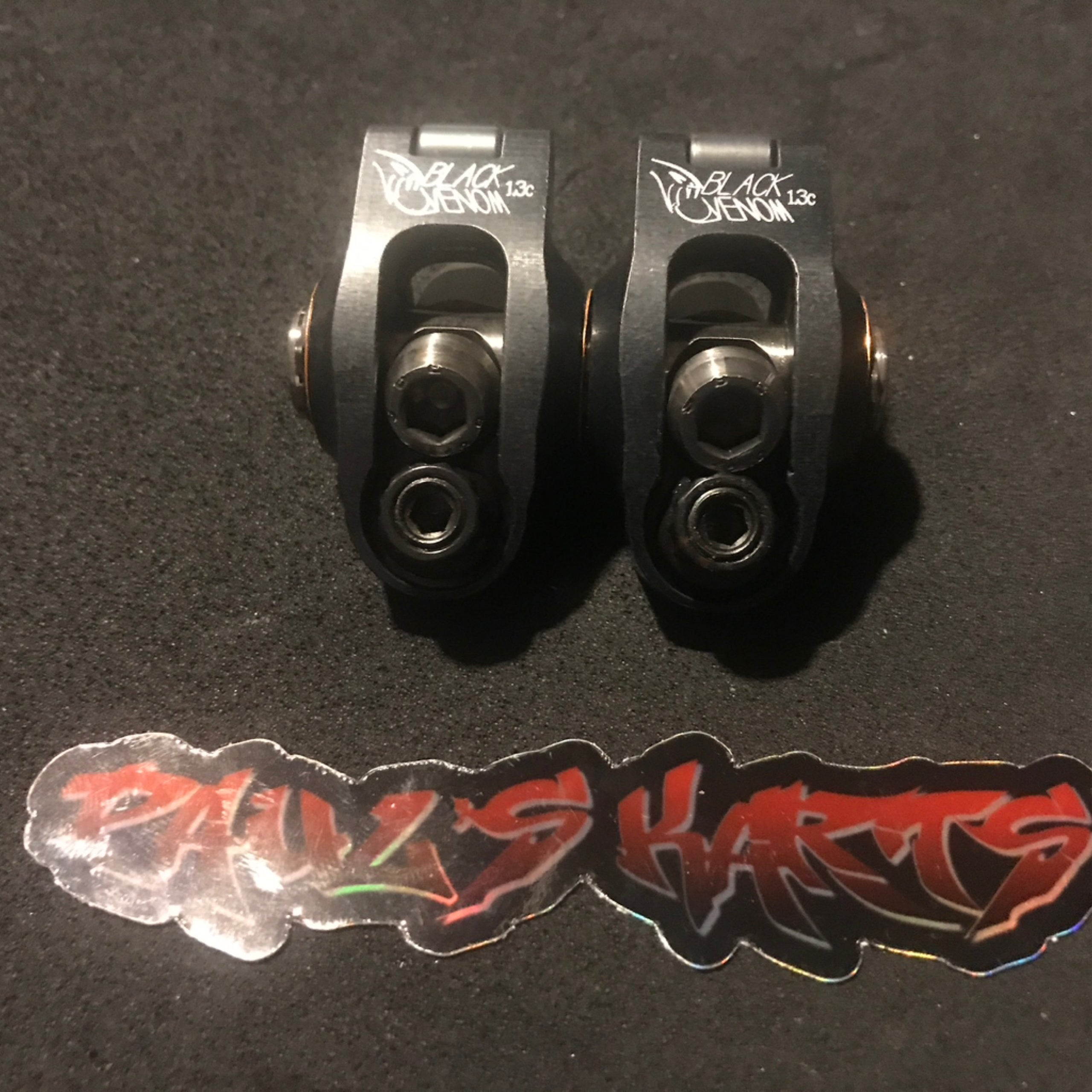 Small block 1.35 Rocker Arms Black Venom Full Roller Rockers Aluminum ...